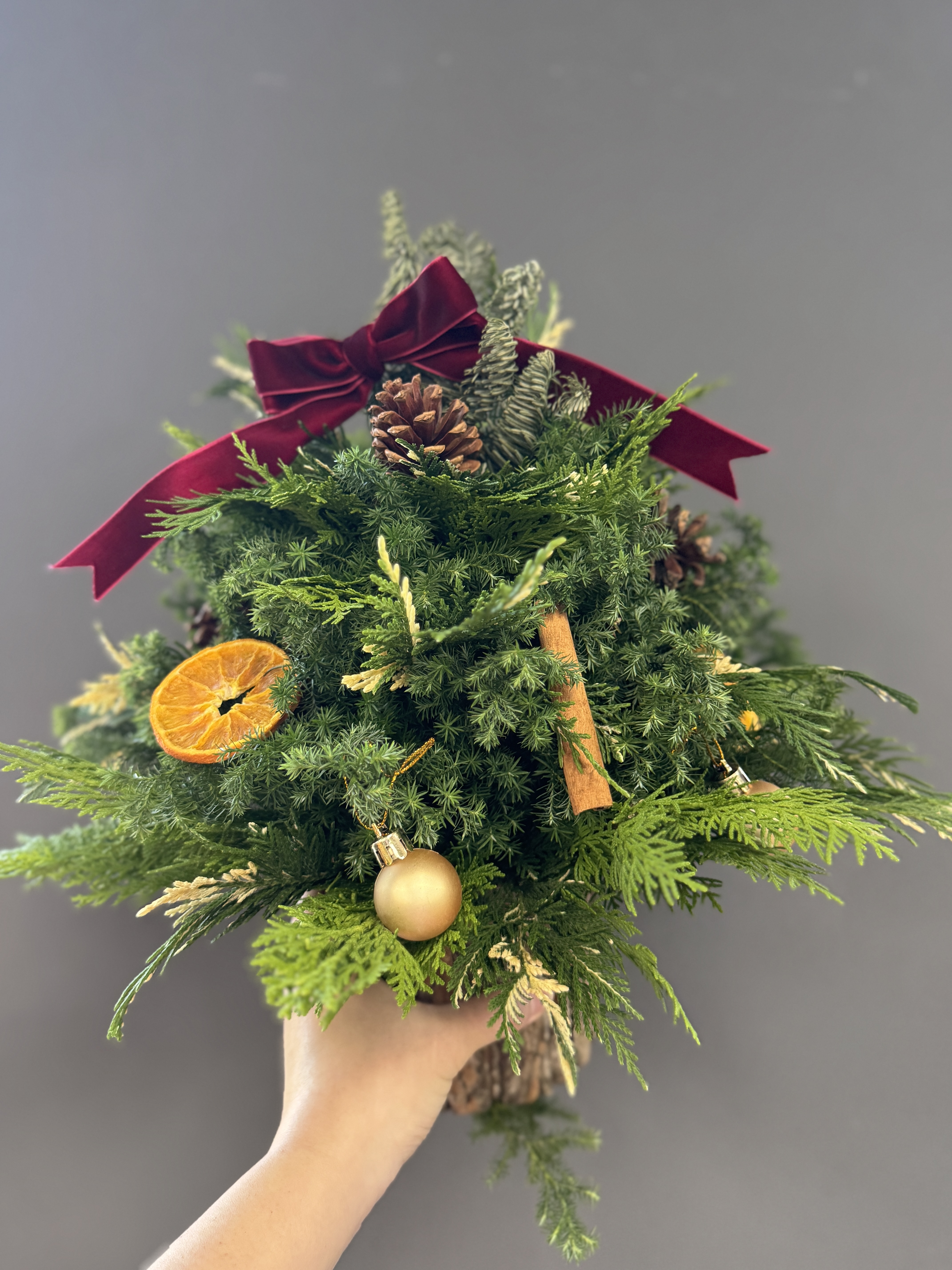 2025 Christmas tree decoration workshop | International MBA